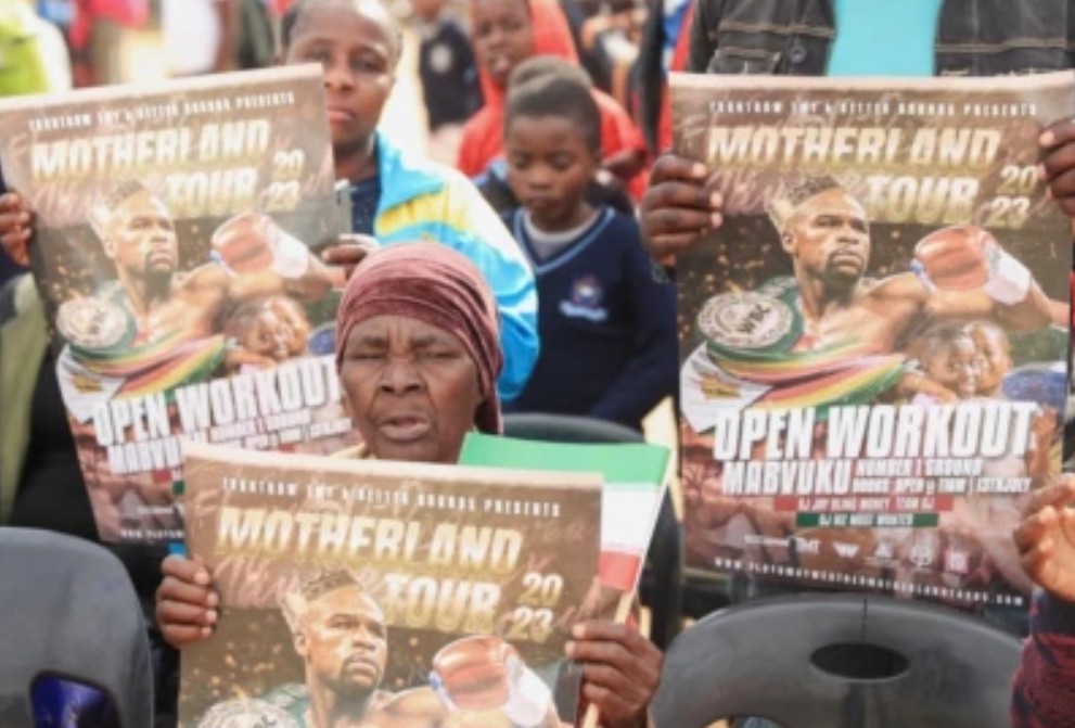 Behold Floyd Mayweather, the new scarfman at election time « ANGUS SHAW